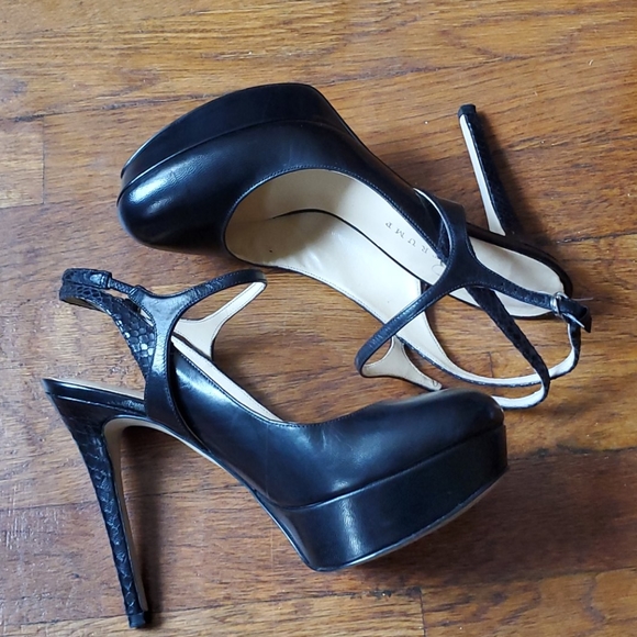 Ivanka Trump | Shoes | Ivanka Trump Platform Heel With Buckle | Poshmark